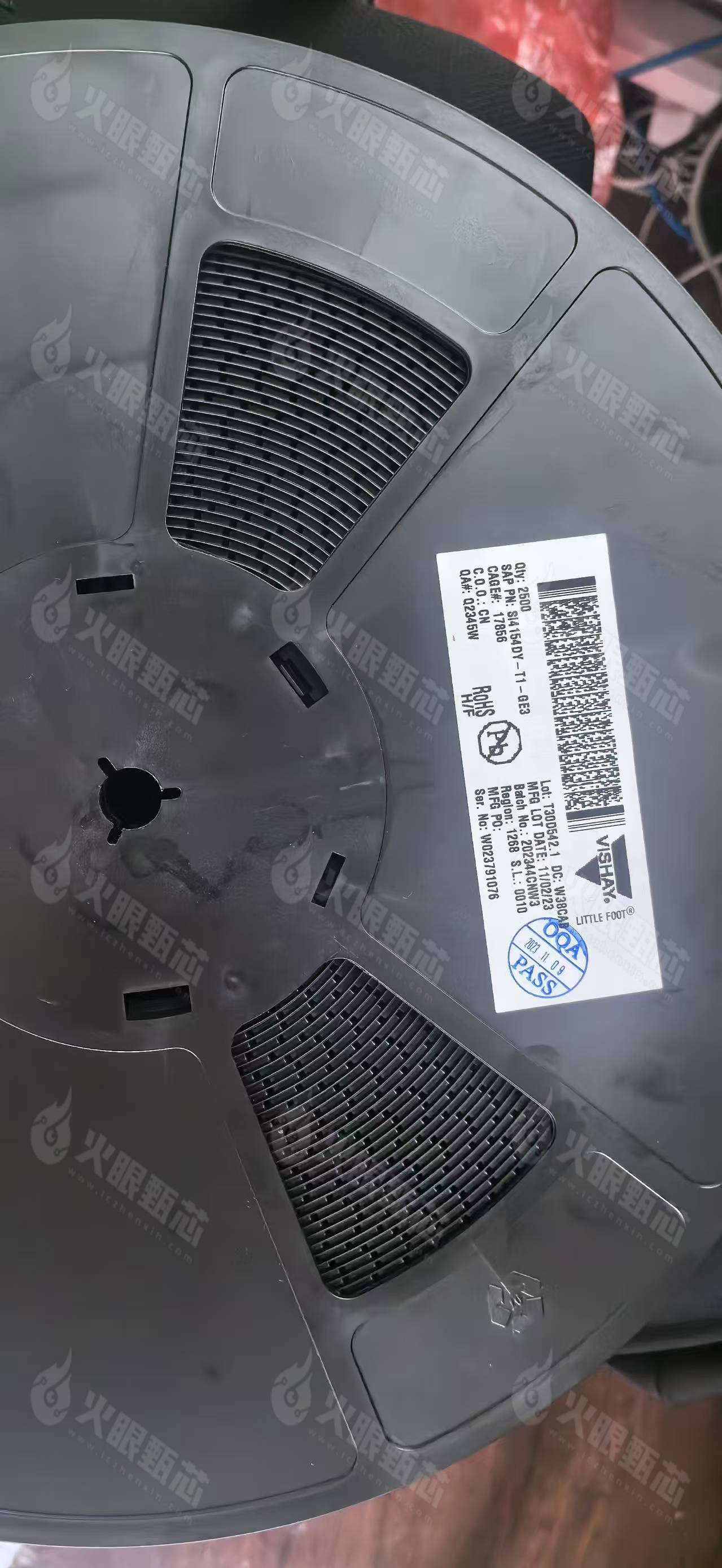 SI4154DY-T1-GE3型号图片 - 火眼甄芯